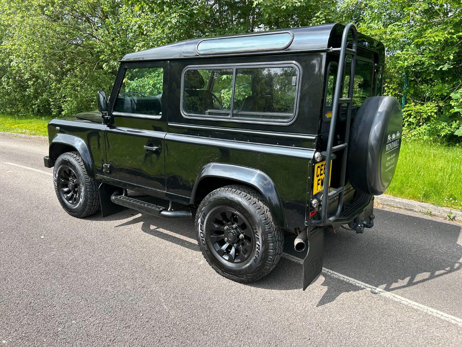 Used LAND ROVER DEFENDER in Stoke on Trent, Staffordshire | Van UK